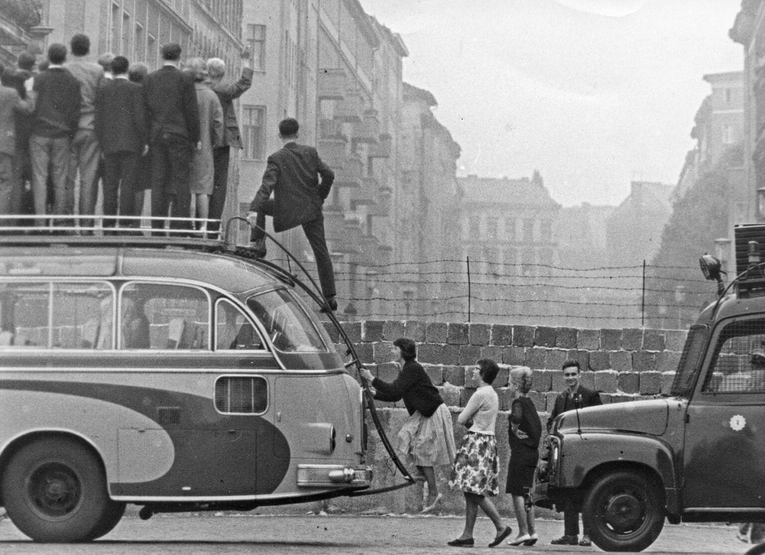 When the Wall went up: Britain and the Berlin Crisis, 1961 - History of ...